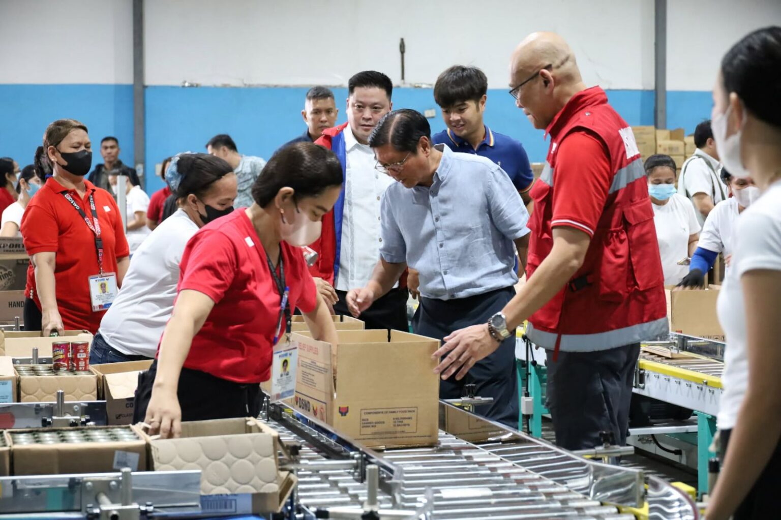 Amid ‘Crising’, PBBM lauds DSWD’s improved mechanized production system ...